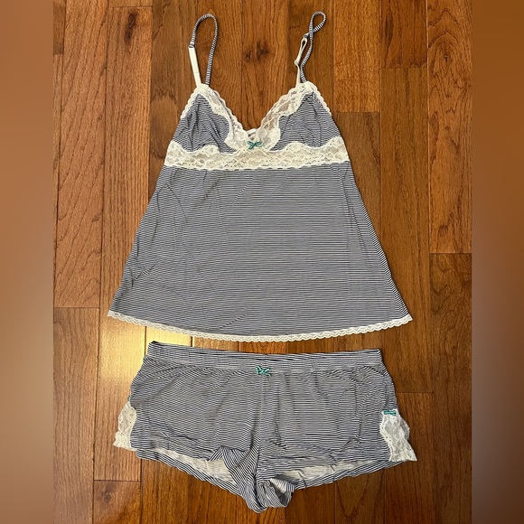 Victoria's Secret | Intimates & Sleepwear | Victoria Secret Cami Set ...